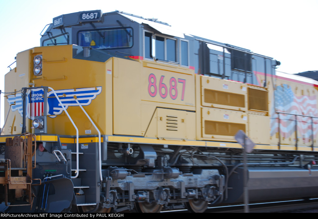 UP 8687 passes me by as a Mid DPU unit on the KG3LB with her sister UP 8686 on the Point as the ...